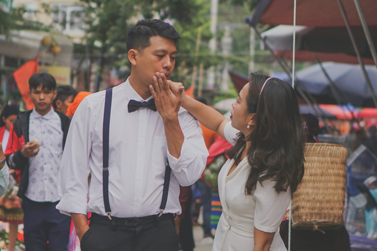 Emotional Signs You Share a Soul Tie with Someone